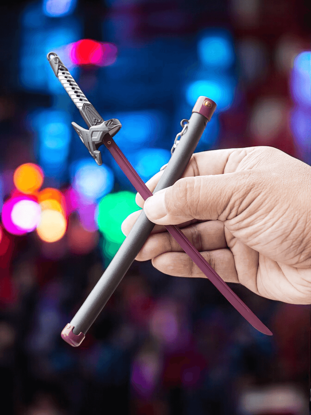 Pop-Up Katana Anime Keychains - Attack On Titan Sword