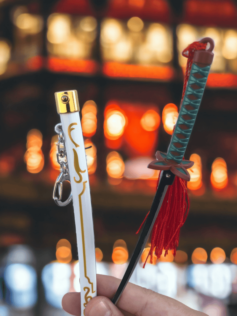 Pop-Up Katana Anime Keychains - Shinobu's Katana | Demon Slayer