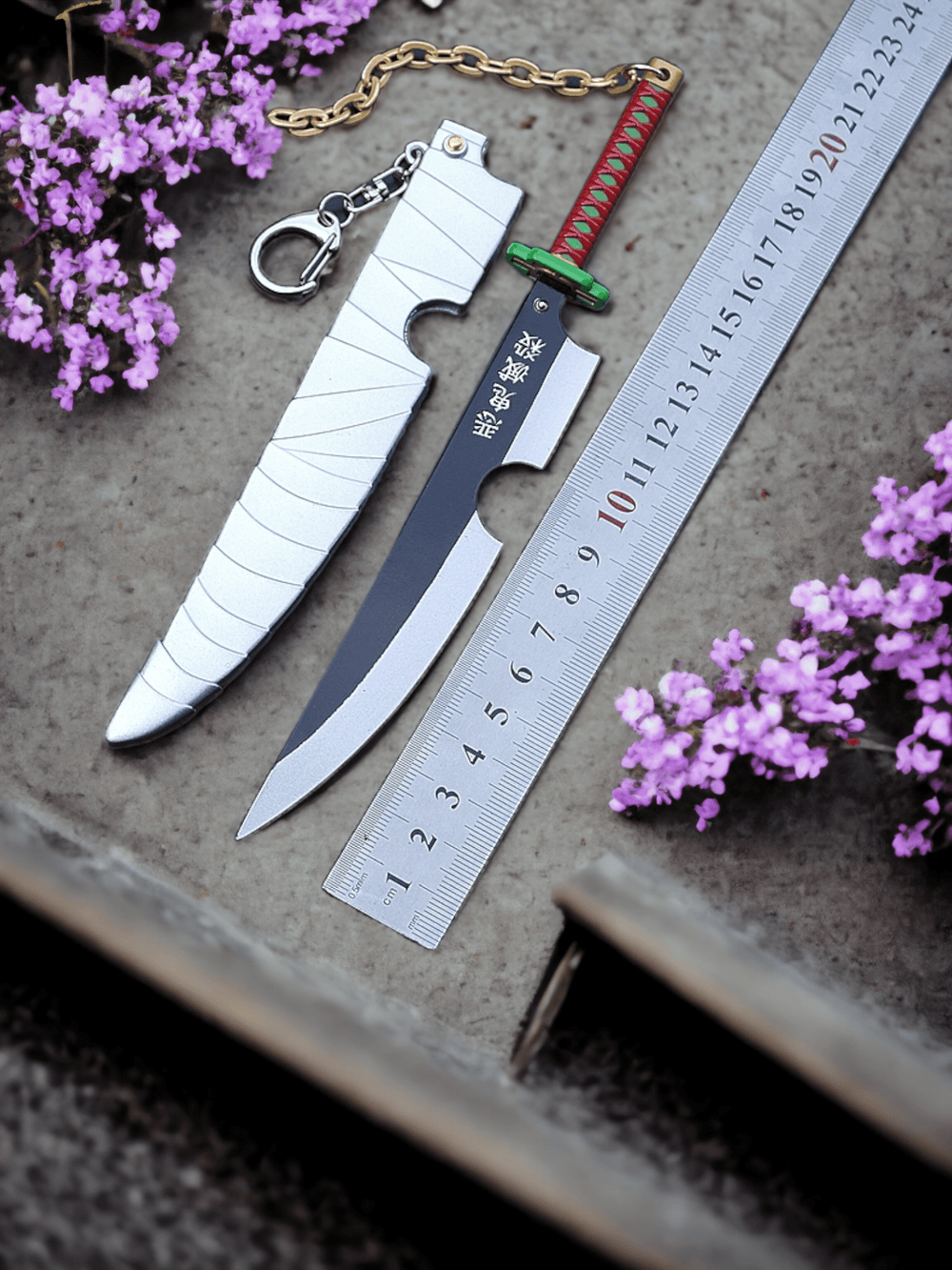 Pop-Up Katana Anime Keychains - Tengen Uzui's Nichirin Cleaver | Demon ...