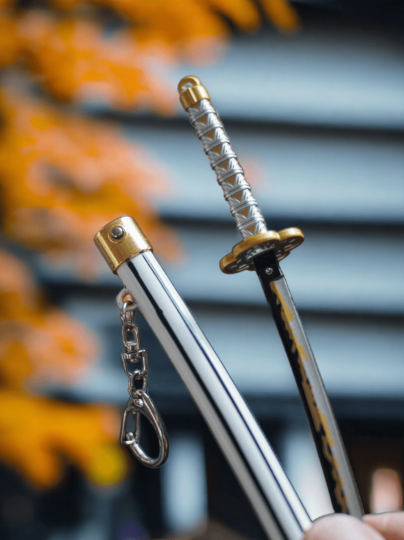 Pop-Up Katana Anime Keychains - Zenitsu's Nichirin | Demon Slayer